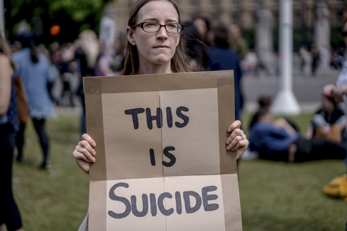 Andrew Testa- Brexit Means… ? /Research / AD4802/