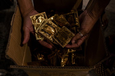 Panos Pictures - Stories - You Shall Carry